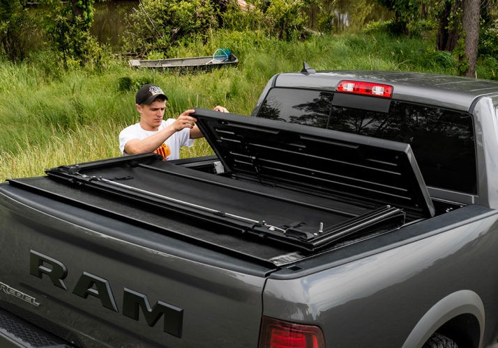 TruXedo Tonneau Covers : Elite Custom Trucks : Truck caps and Shells ...